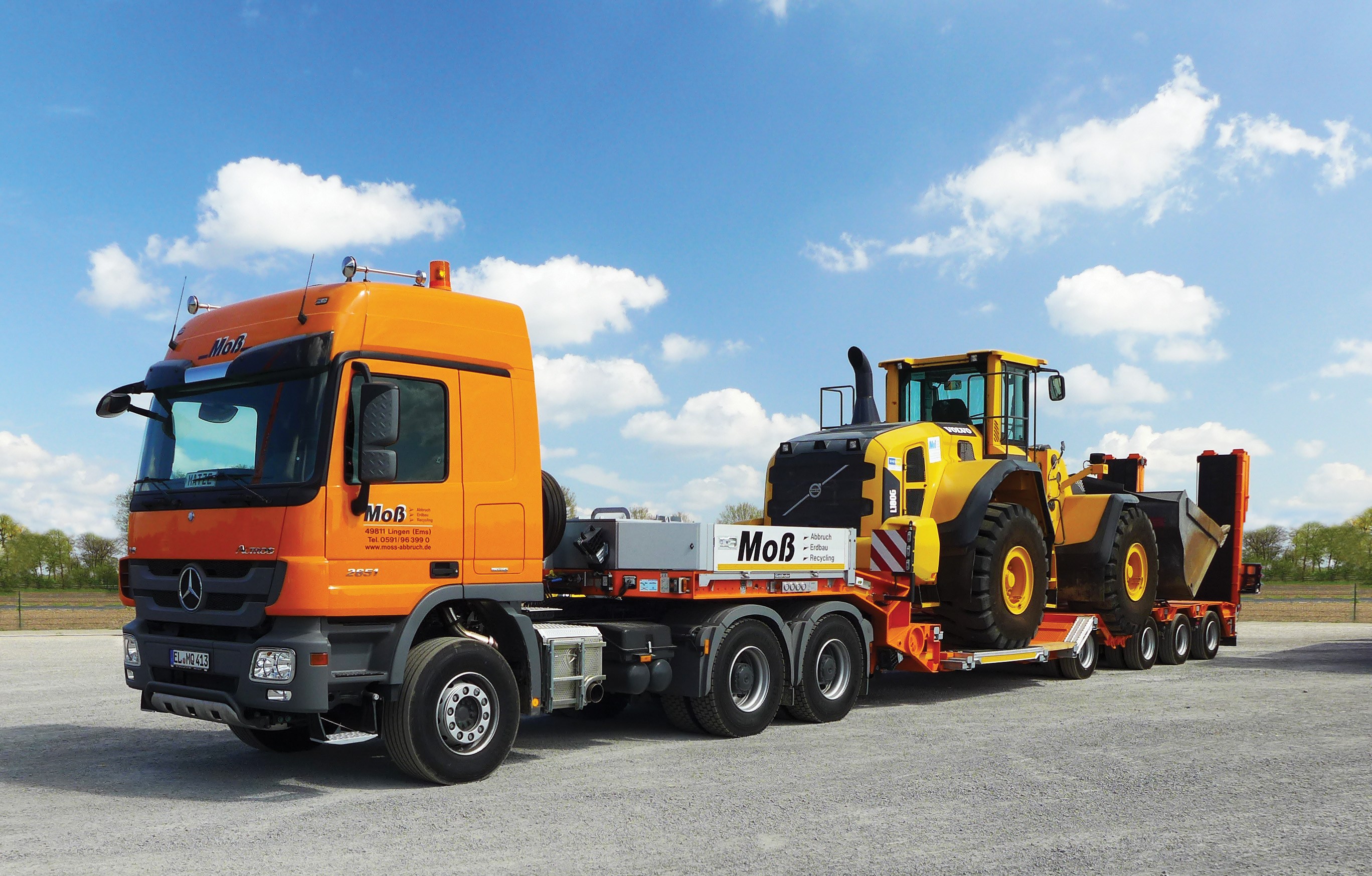 Goldhofer mit bewährten Transportkonzepten auf der Pariser Intermat ...